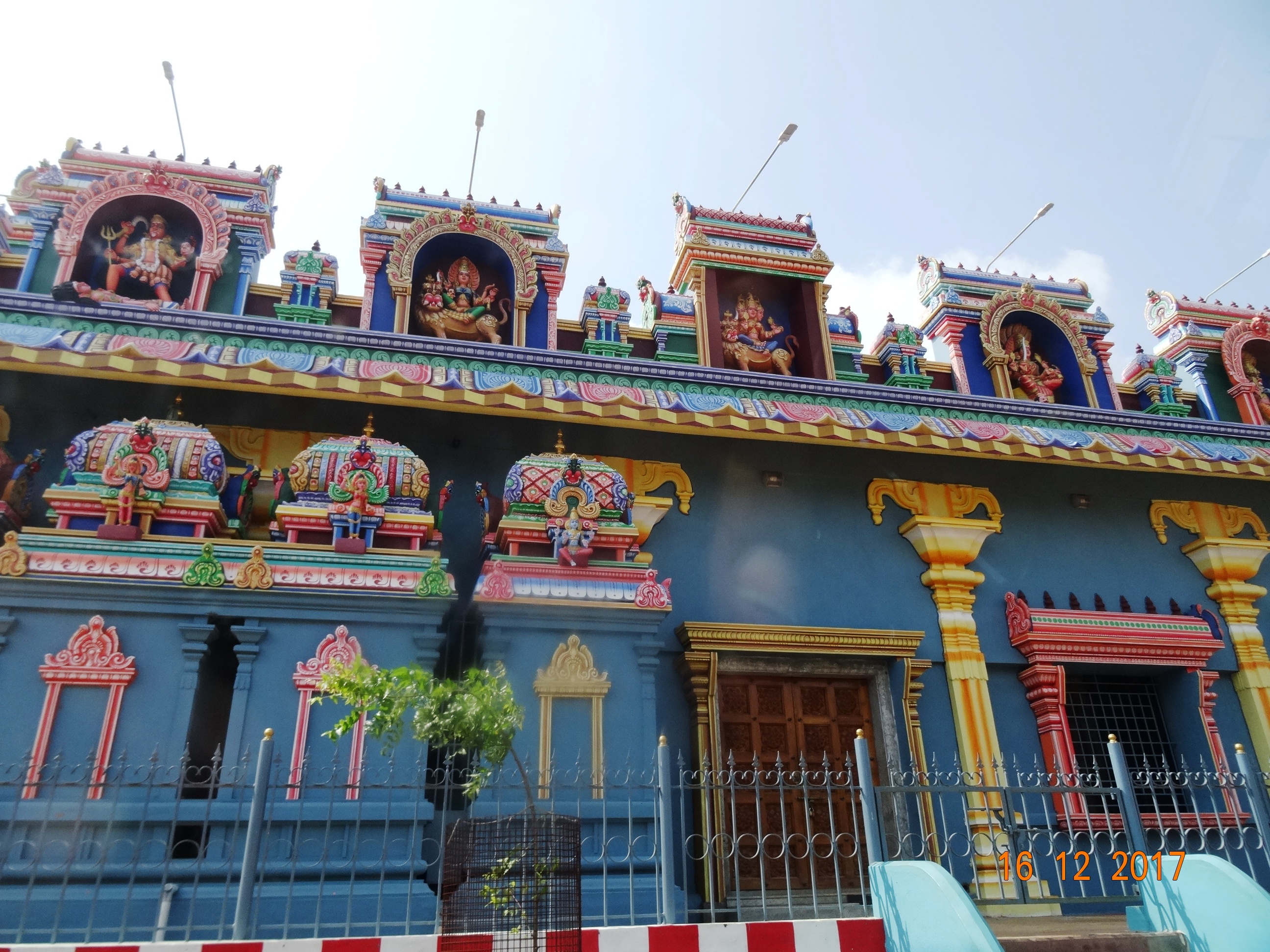 Shri Muththaaramman Temple - Poochchikkaadu