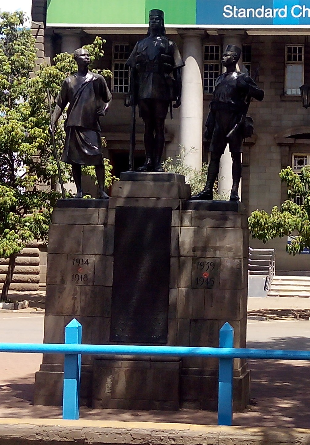 Askari Monument - Nairobi | statue, landmark, historic landmark