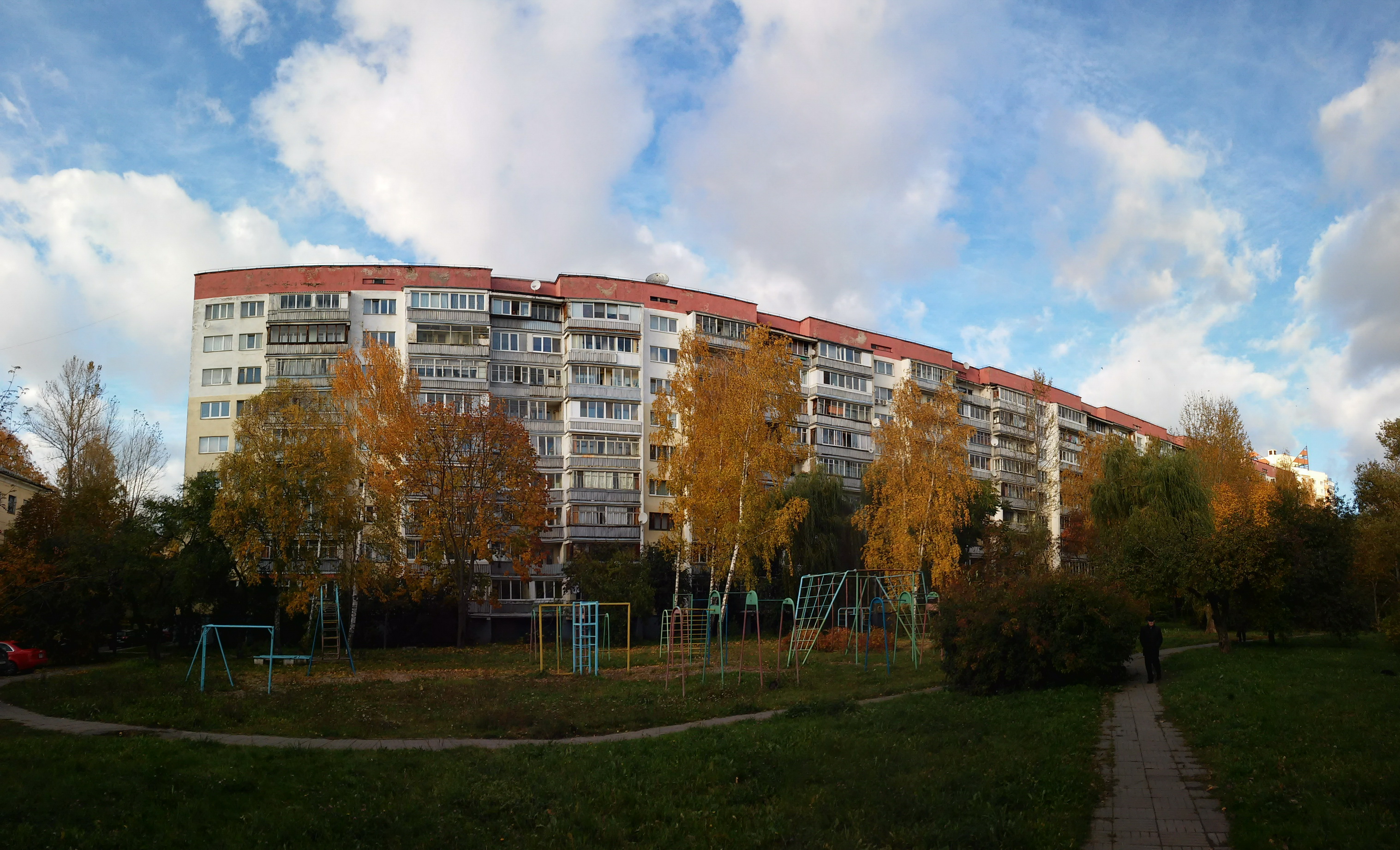 vulica Siamionava, 28 - Minsk