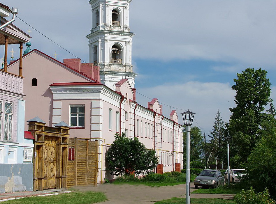World / Russia / Tatarstan / Yelabuga , 2 км от центра (Елабуга) Мир ...