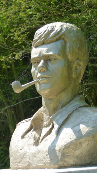 Major Thompson's Instagram, Twitter & Facebook on IDCrawl