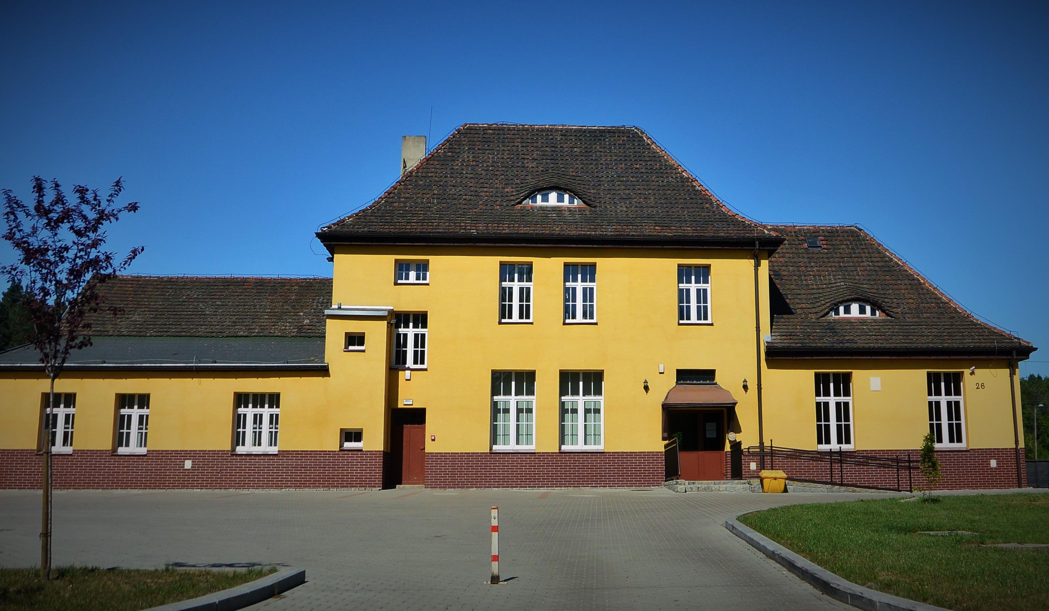 Dworzec kolejowy - Sumina