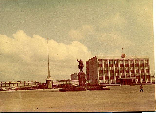 Ploschad Pobedy ('Victory Square') - Alekseyevka