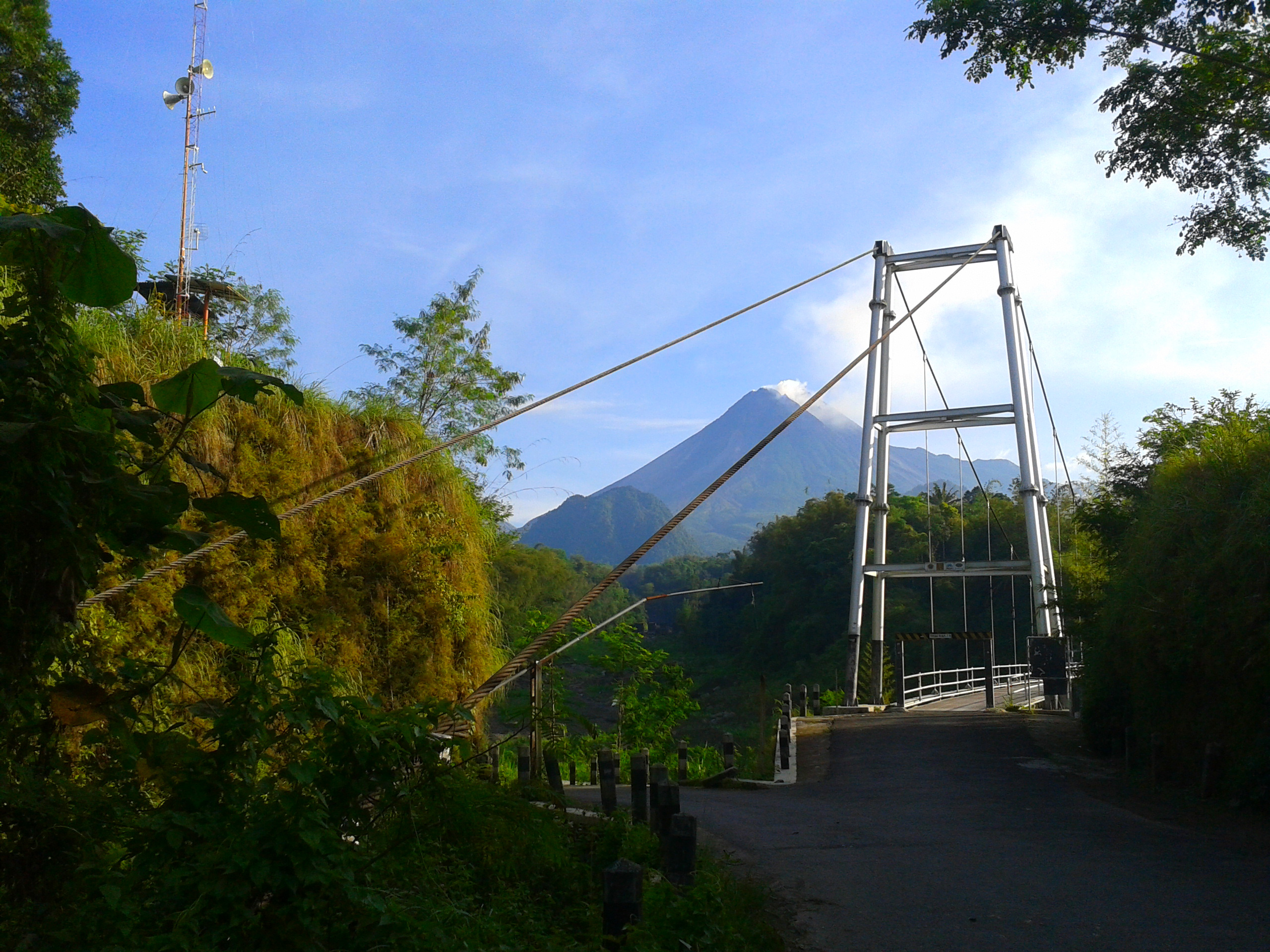 Jembatan Gantung Boyong