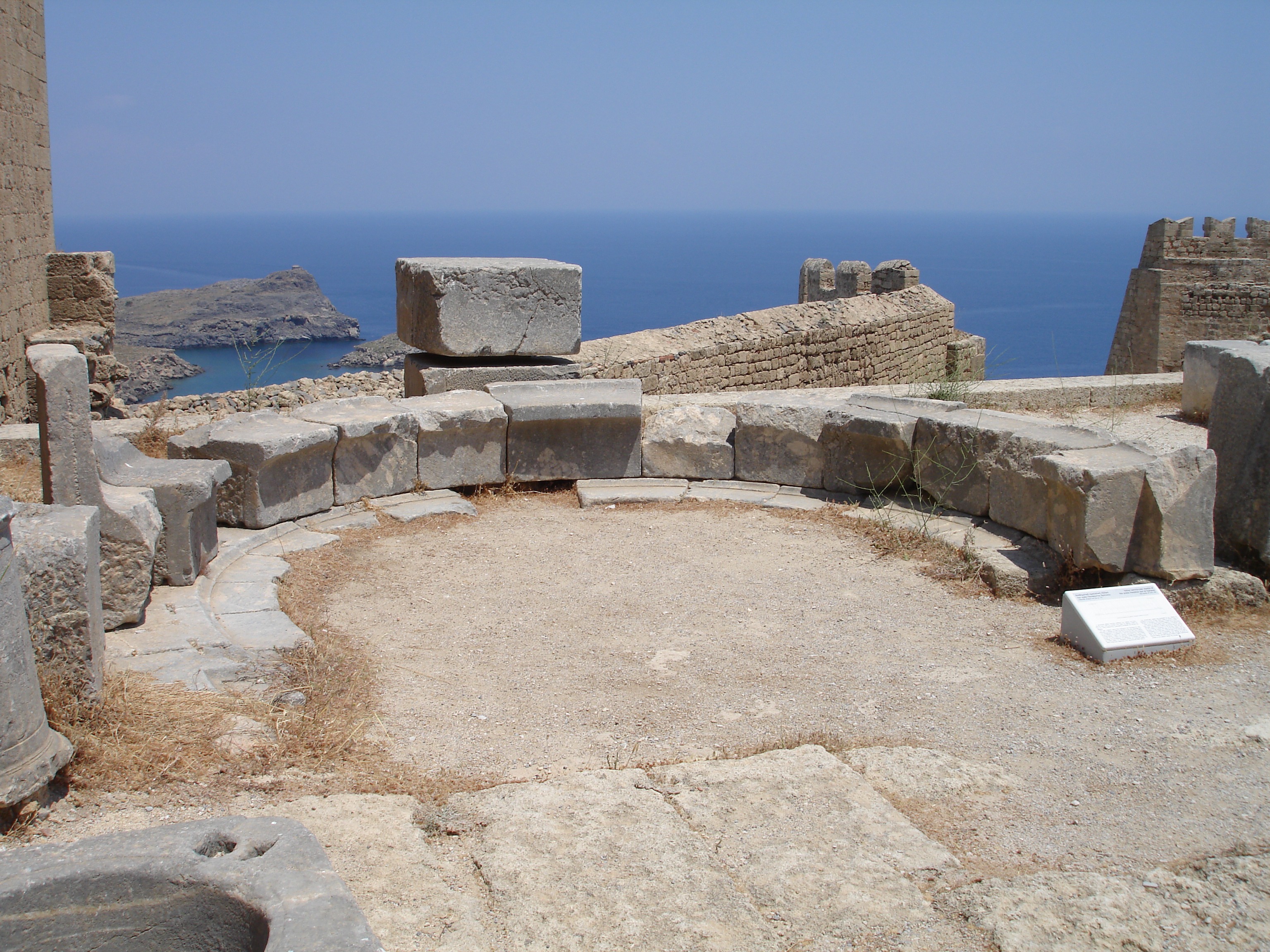 Votive semicircular exedra of the priest Pasiphon son of Epilykos - Lindos