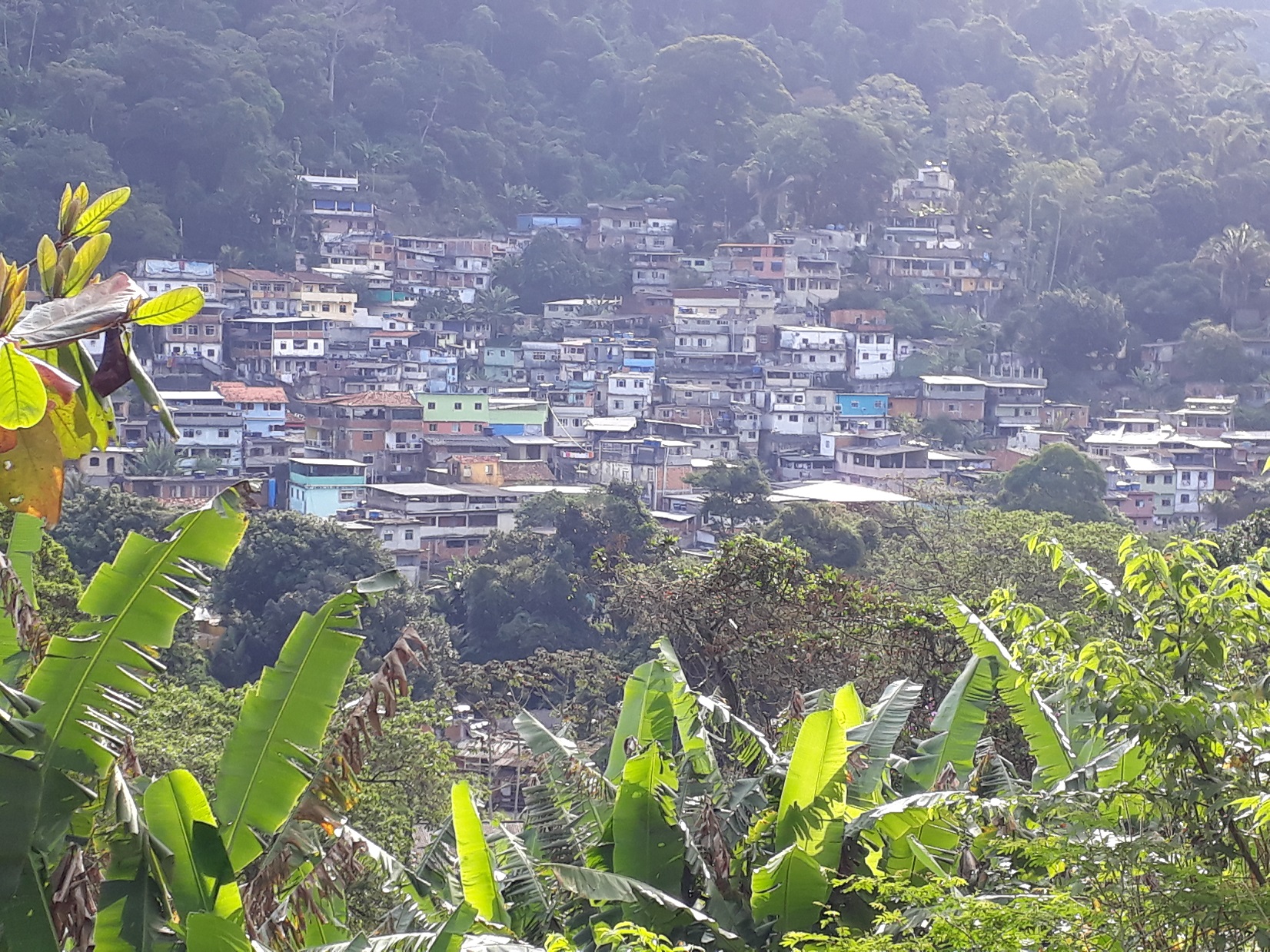 Favela do Tijuaçu - Rio de Janeiro (Português)