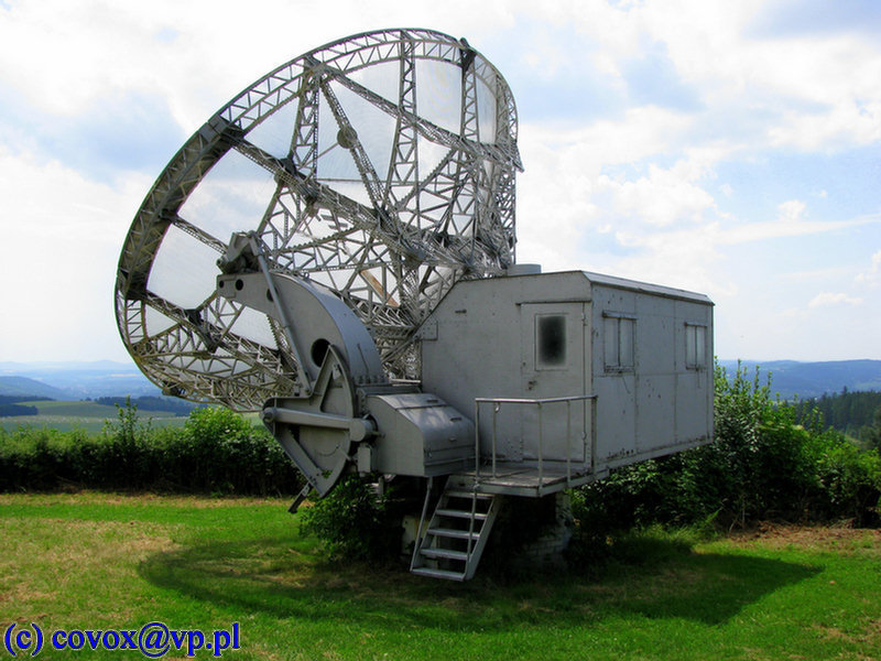 German Luftwaffe radar type FuMG-65 Würzburg-Riese | observatory, radar ...