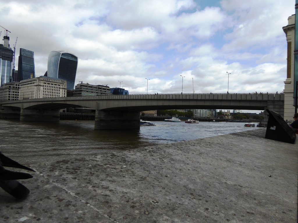 London Bridge - London (English)