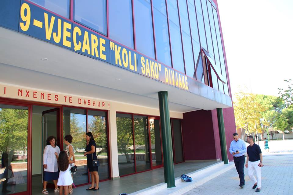 Koli Sako School - Divjakë