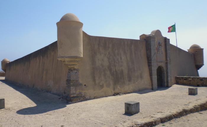 Fort of St. George (Forte de São Jorge de Oitavos) - Quinta da Marinha ...