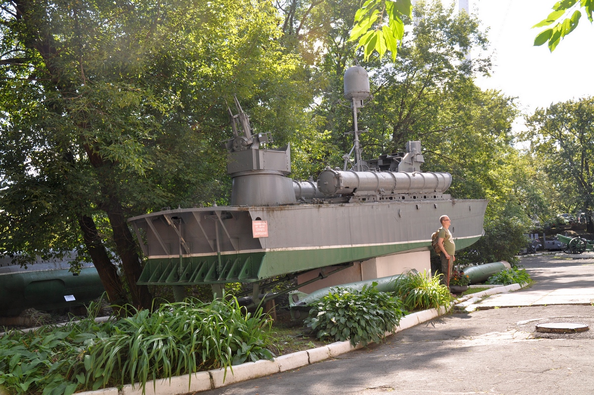 Fast attack craft "Komsomolets" - Vladivostok