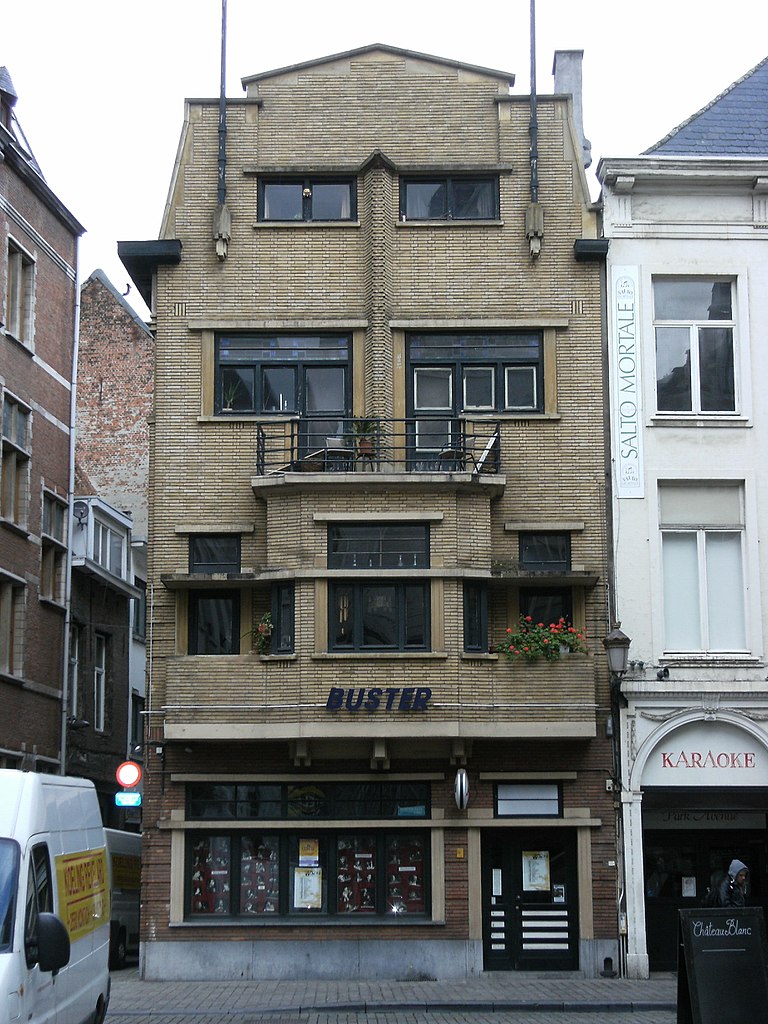 Corner house - Antwerp