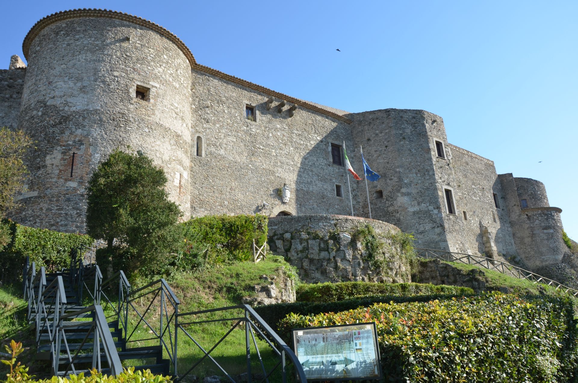 Castello Monteleone - Vibo Valentia