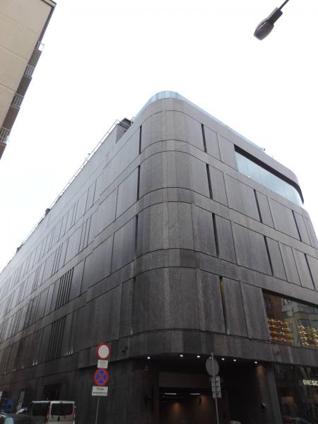 Dom handlowy - Vitkac Wolf Bracka - Warszawa