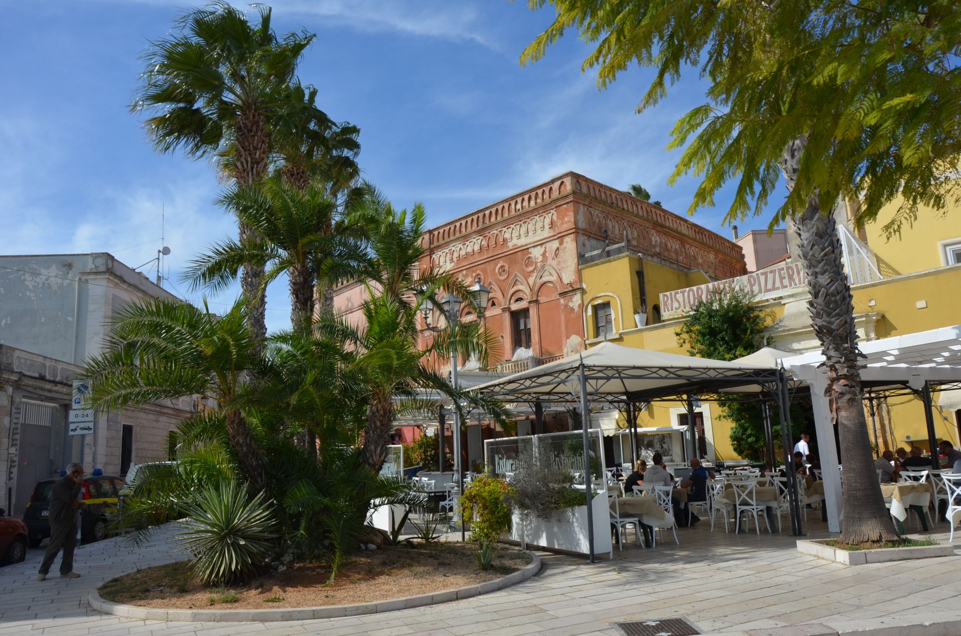 Restaurant Pizzeria Betty Cafe - Brindisi