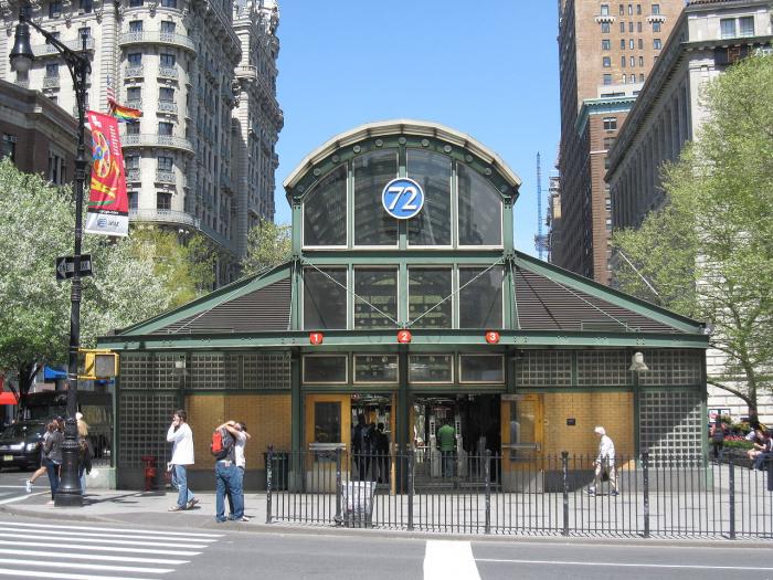 72nd Street Subway Control House & Entrance Building