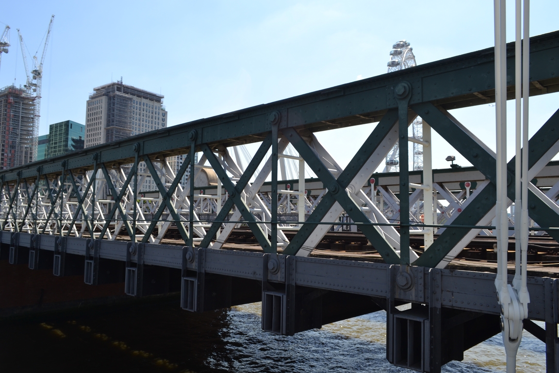 Hungerford Bridge - London | railway bridge
