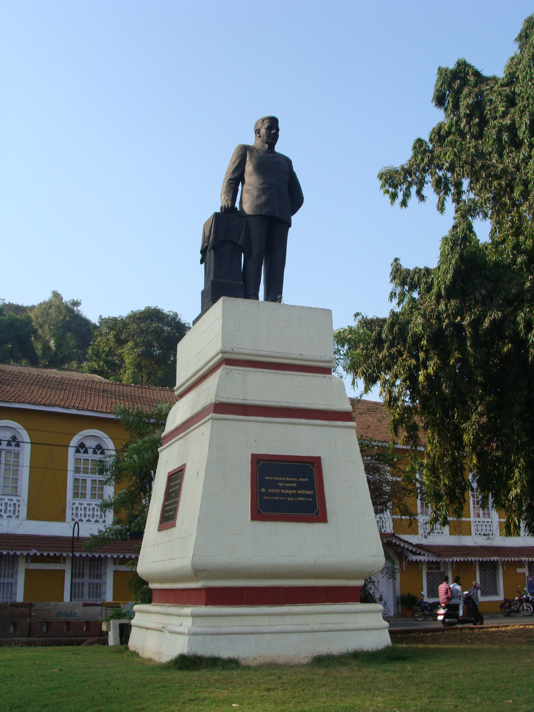 Bhausaheb Bandodkar Statue - Panaji