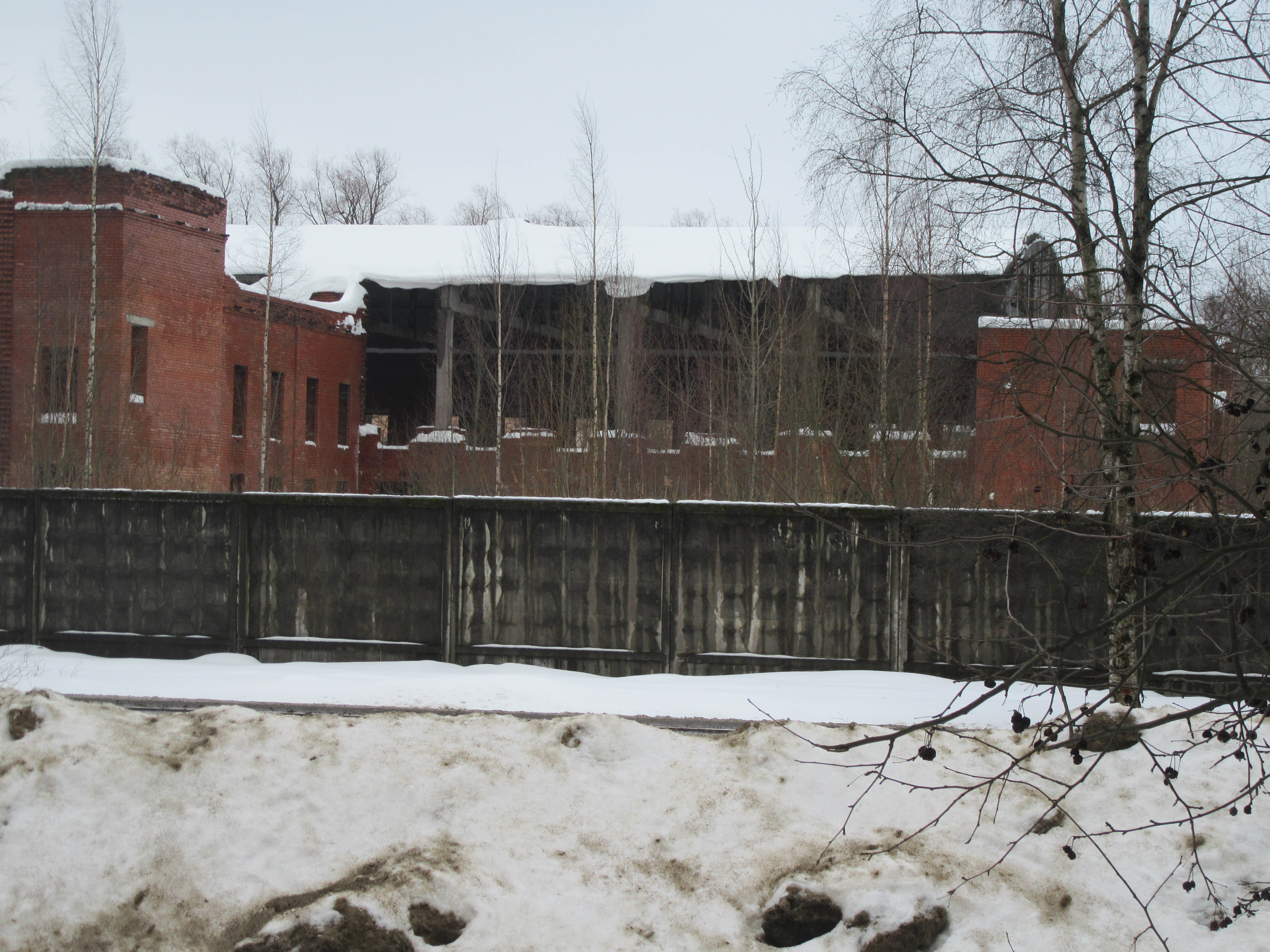 Unfinished building - Pushkin | abandoned / shut down