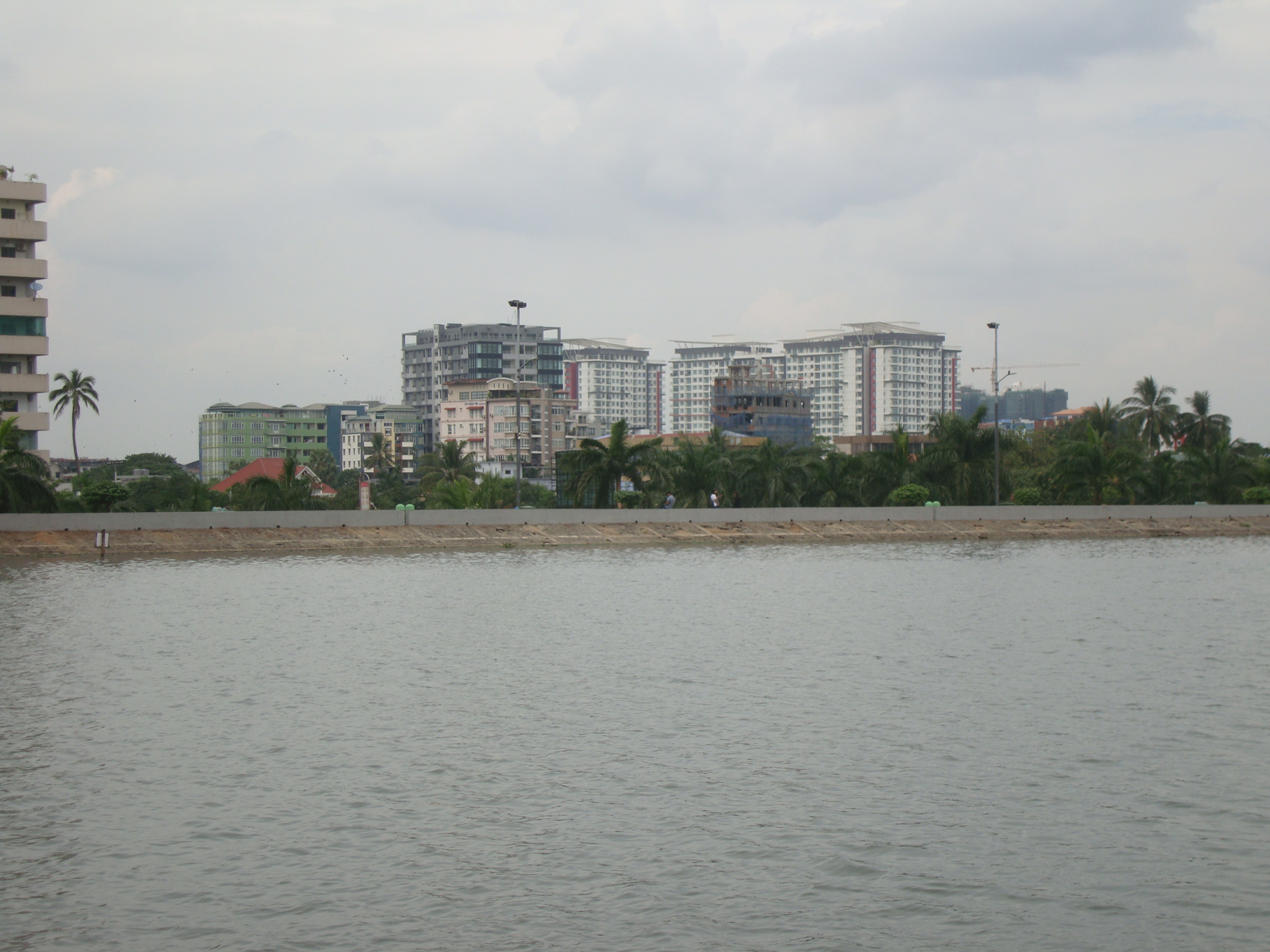 Inya Lake - Yangon Inya Road