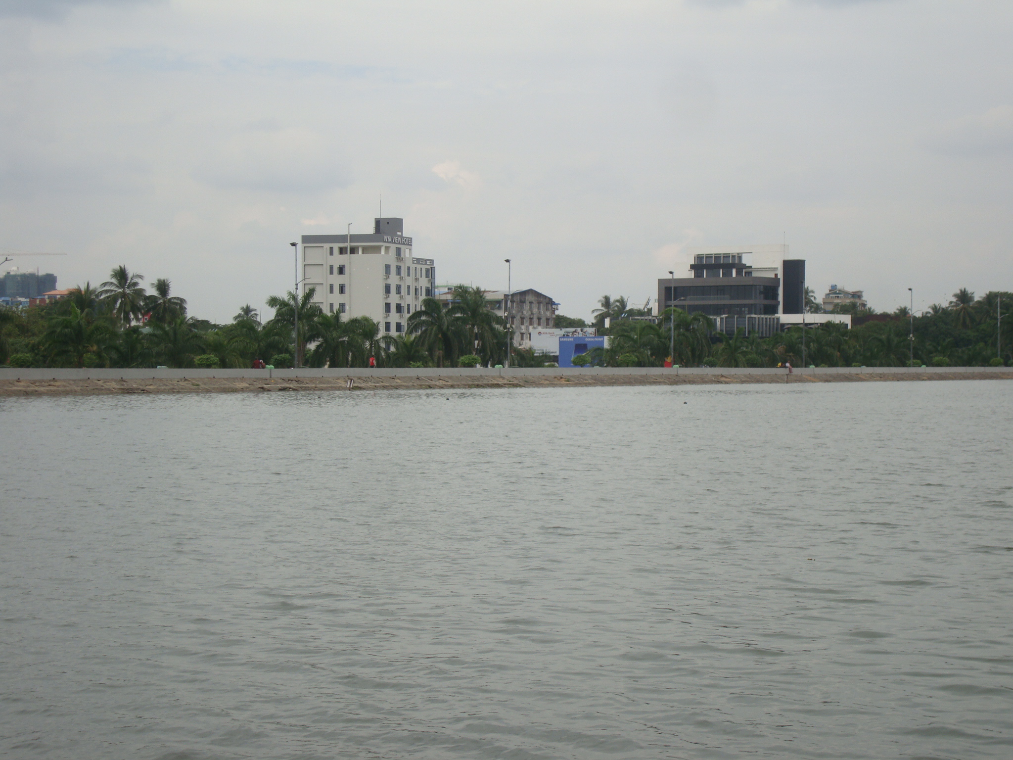 Inya Lake - Yangon Inya Road
