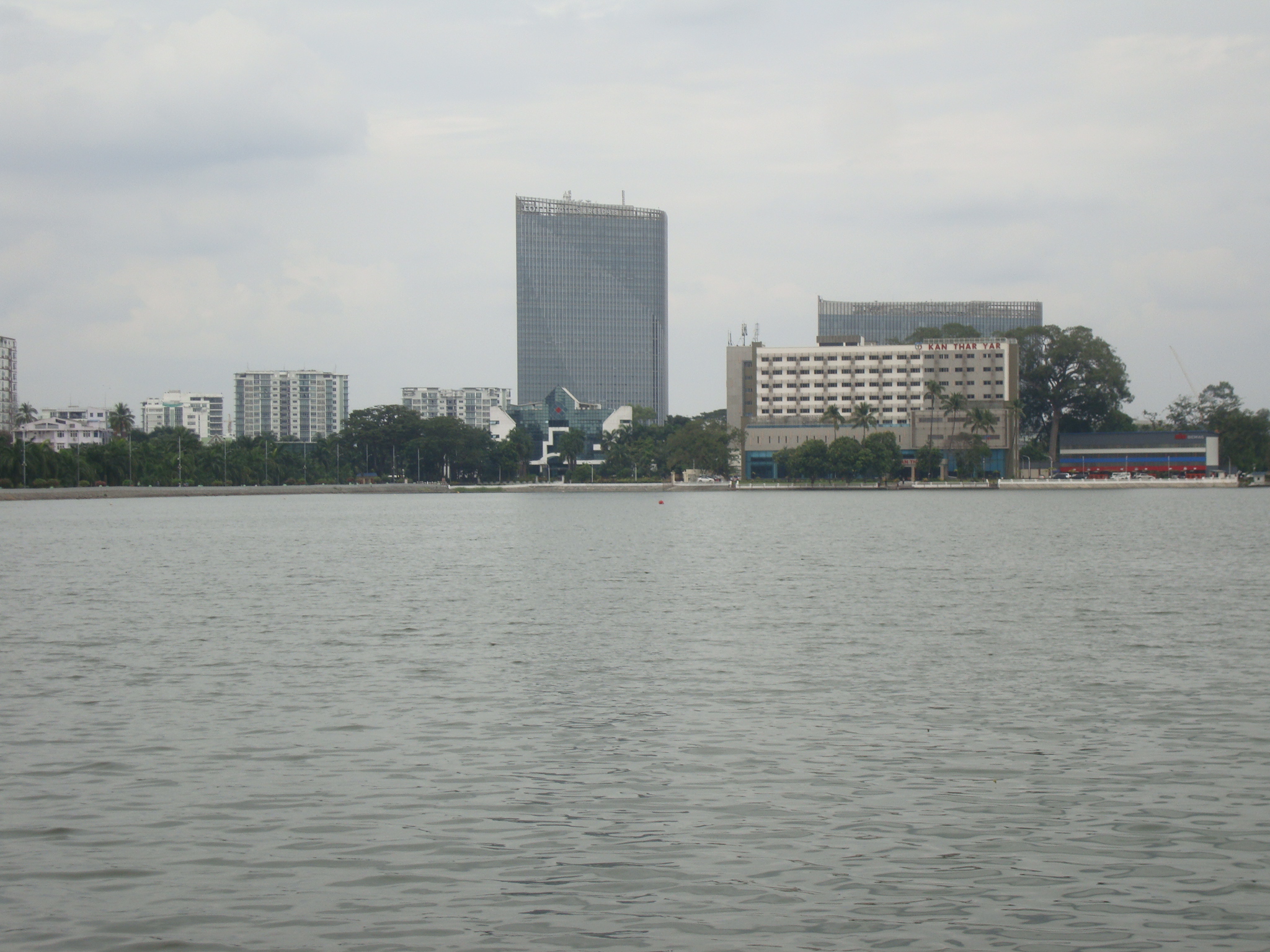 Inya Lake - Yangon Inya Road