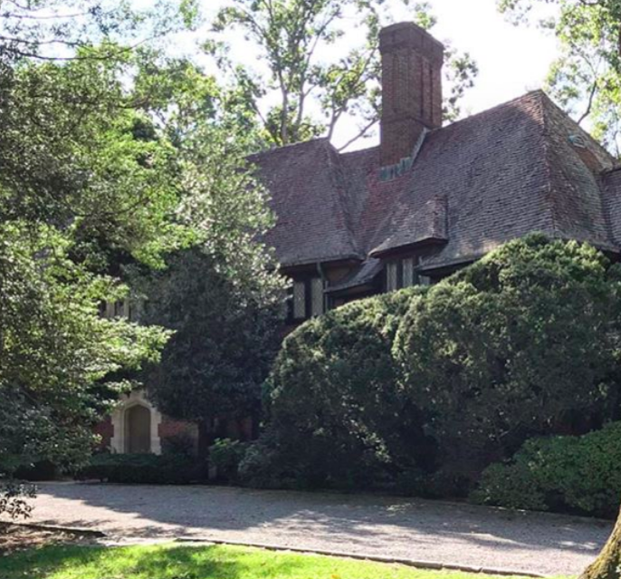 John F. Murray Residence - Old Westbury, New York