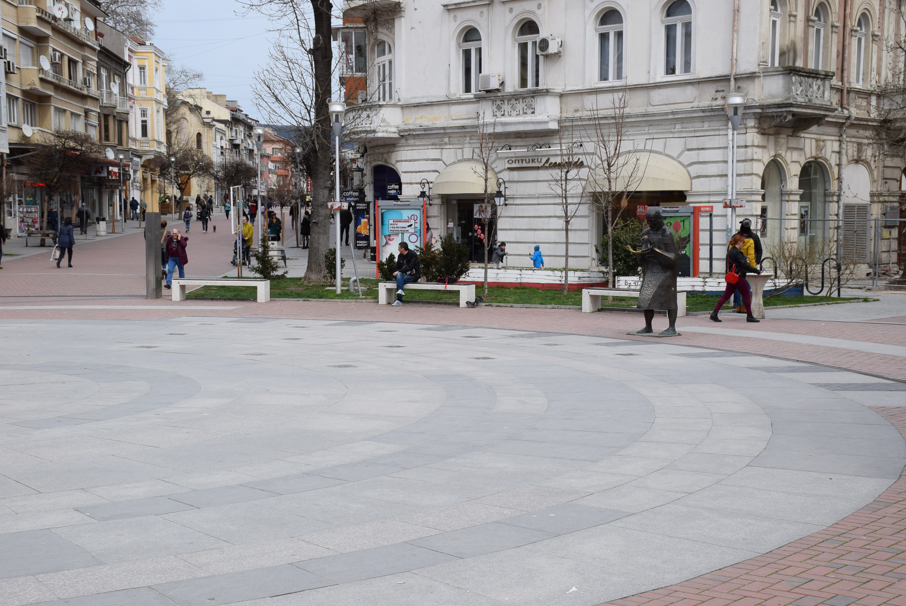 Dry Deck Fountain - Varna