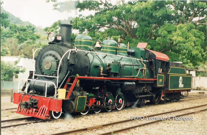 LOCOMOTORA 85 EN UTICA.... - Utica