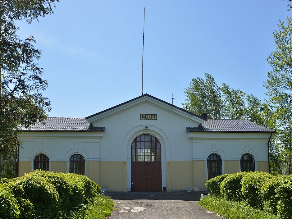 Железнодорожный вокзал - Олонец