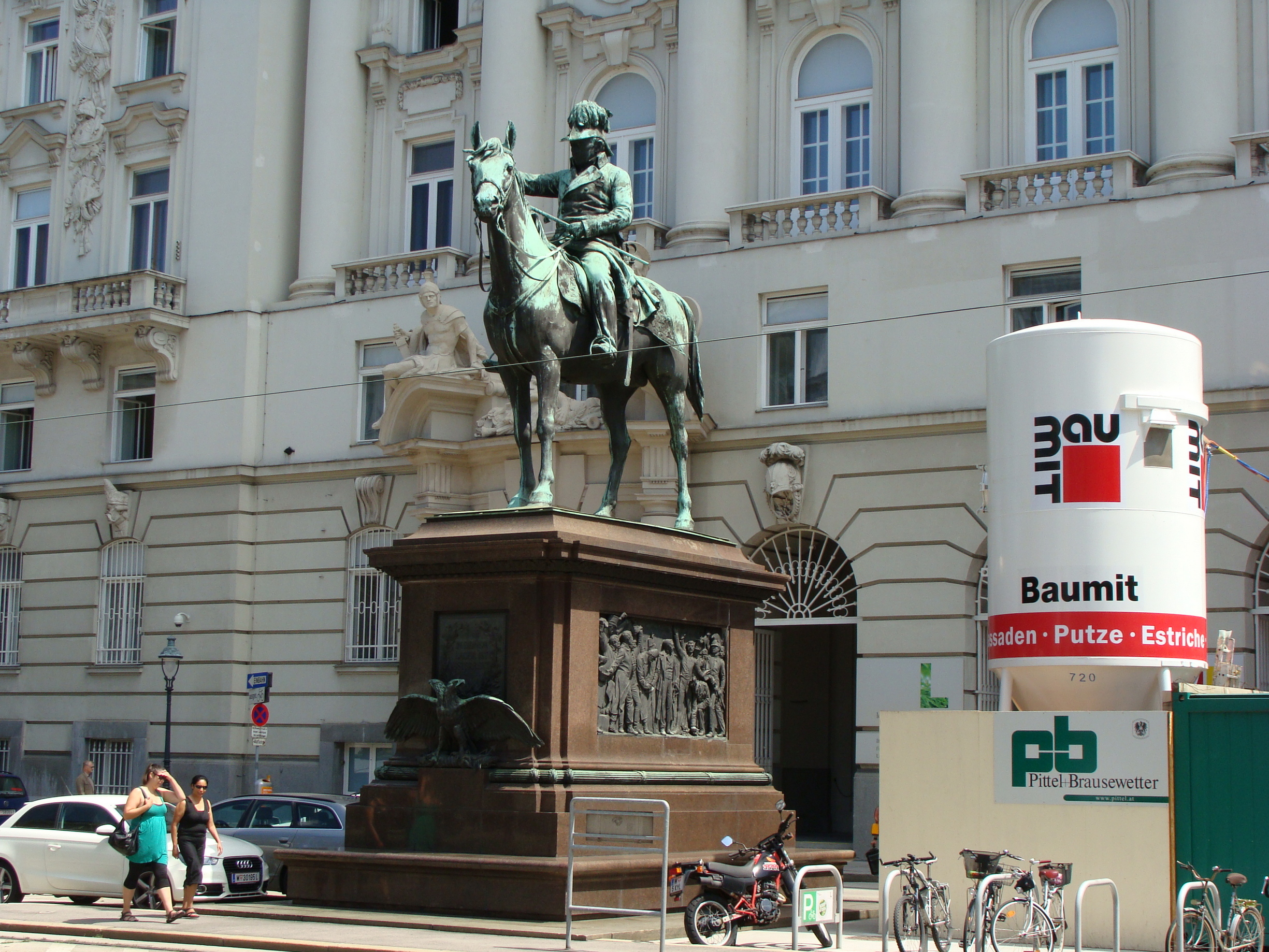 General Radetzky Statue - Vienna | memorial, monument, interesting ...