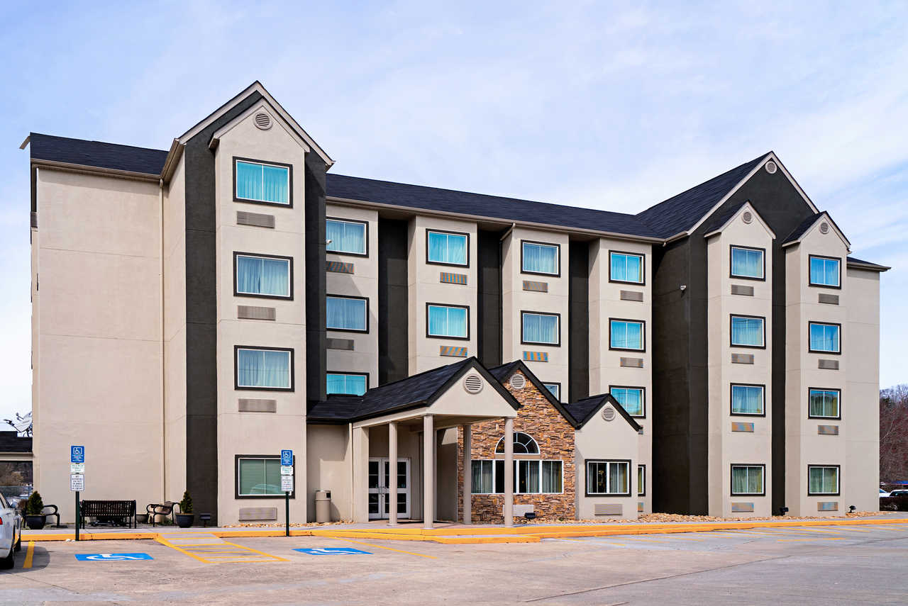 Quality Inn and Suites Robbinsville NC - Robbinsville, North Carolina