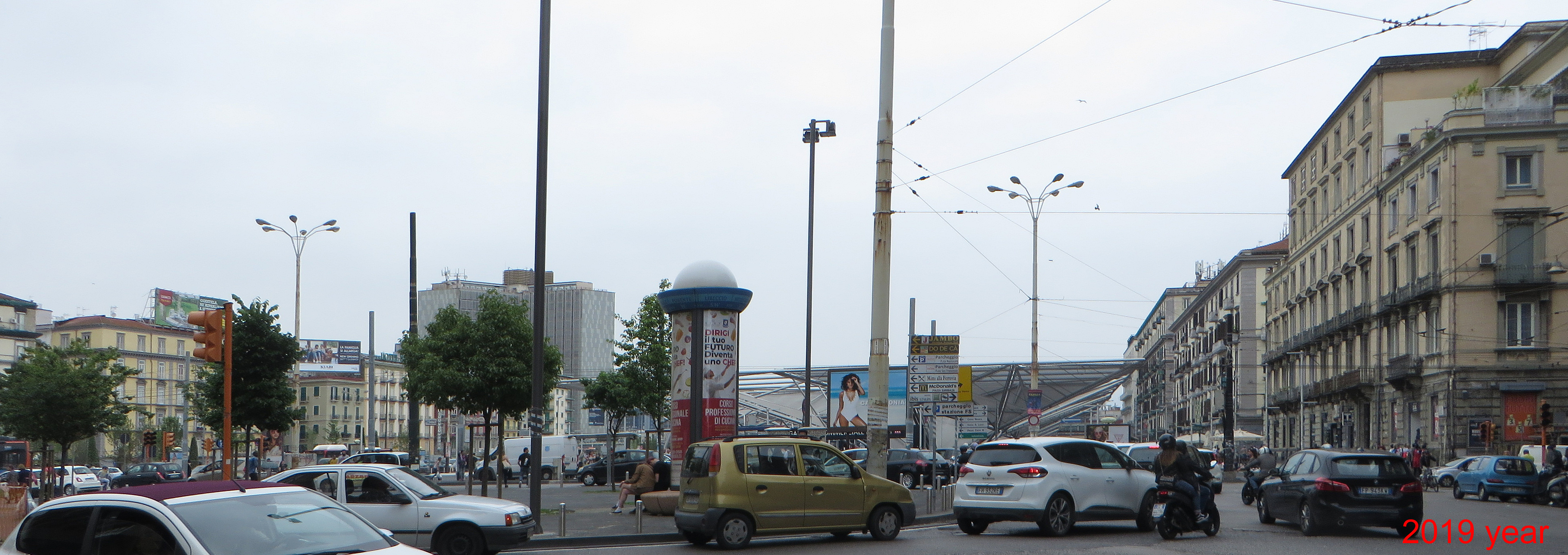 Garibaldi Square - Napoli