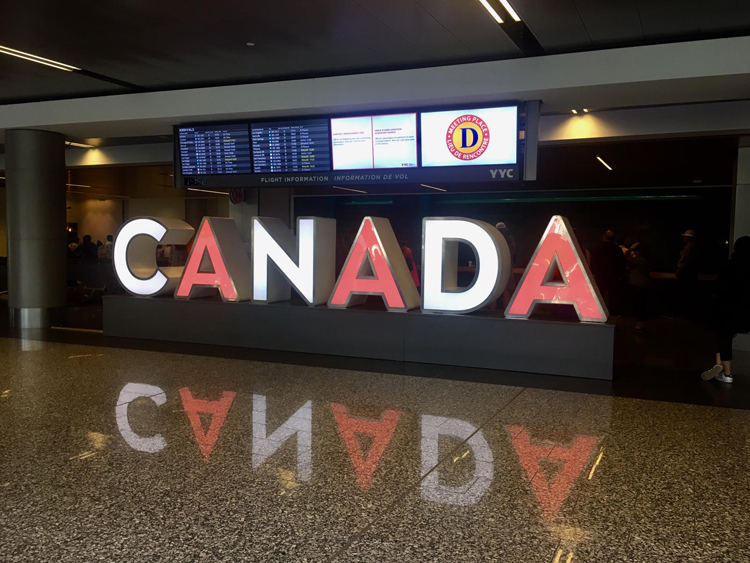 Calgary International Airport - YYC - Calgary, Alberta