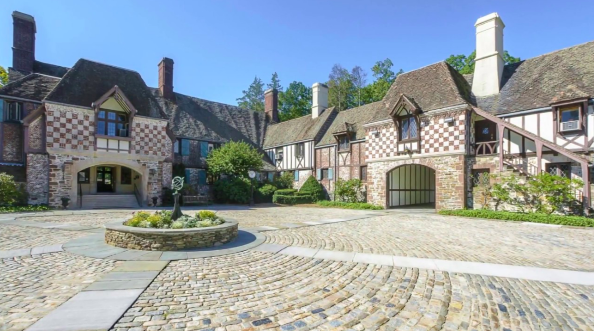 "Renbrook" | Tudor (architecture)