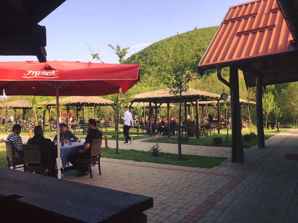 Guri i Plakës Restaurant