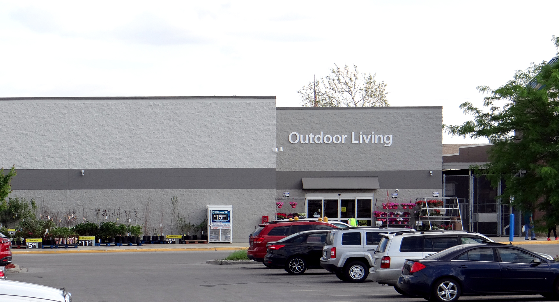 Walmart - Fort Wayne, Indiana Coldwater Road, 5311