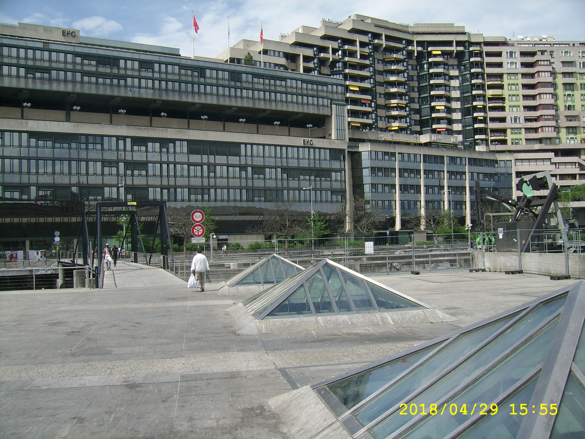 Water locks - Geneva