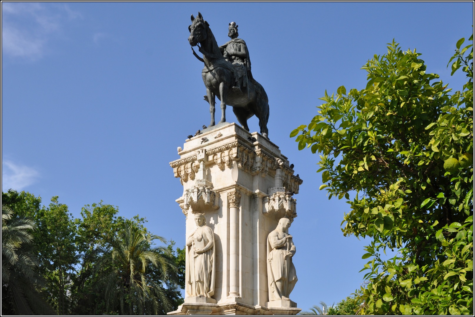 Monumento a San Fernando - Sevilla