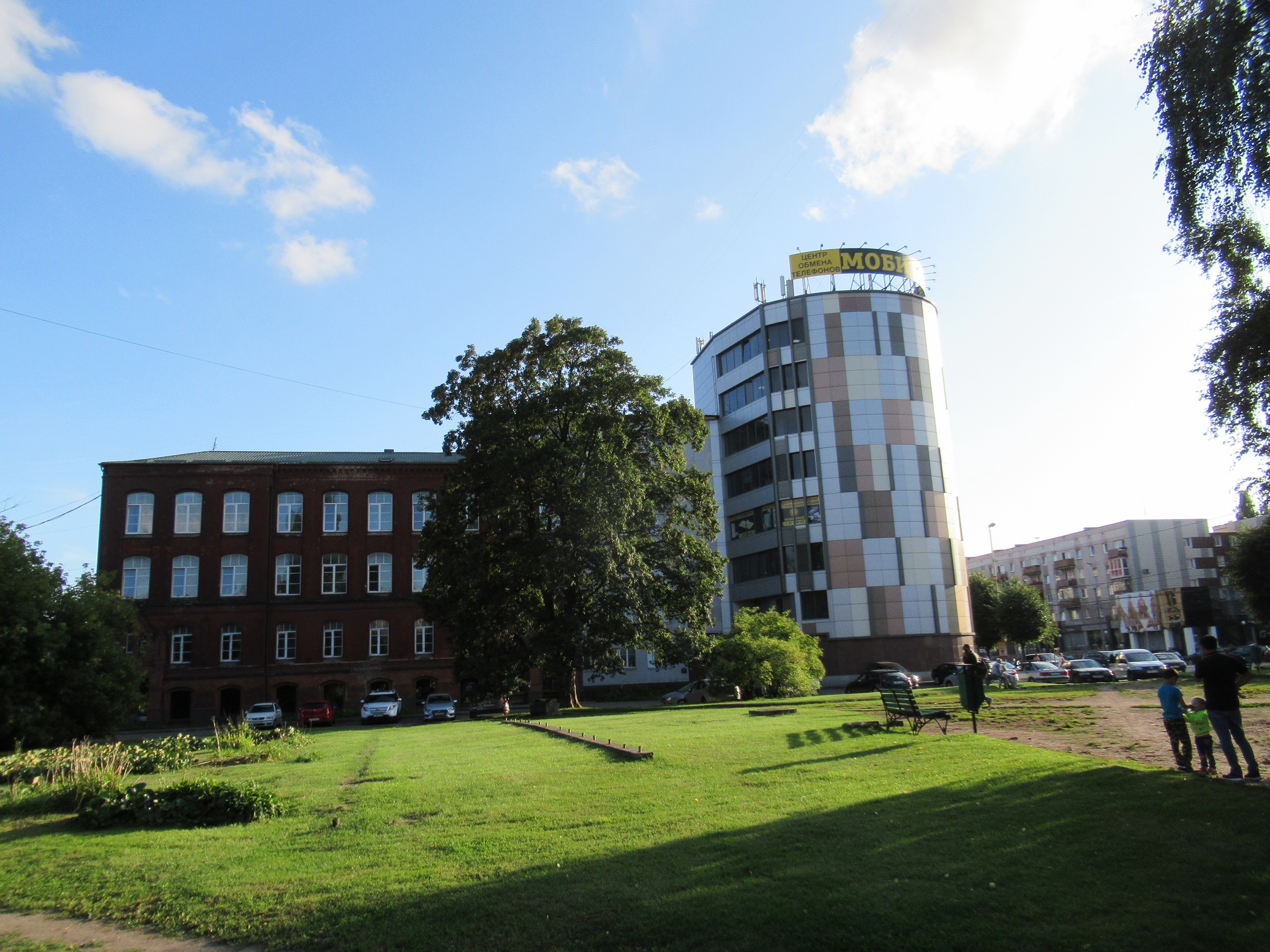 Leninsky prospekt, 109а - Kaliningrad