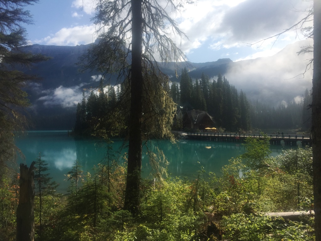 Canadian Rocky Mountain Resorts - Emerald Lake Lodge