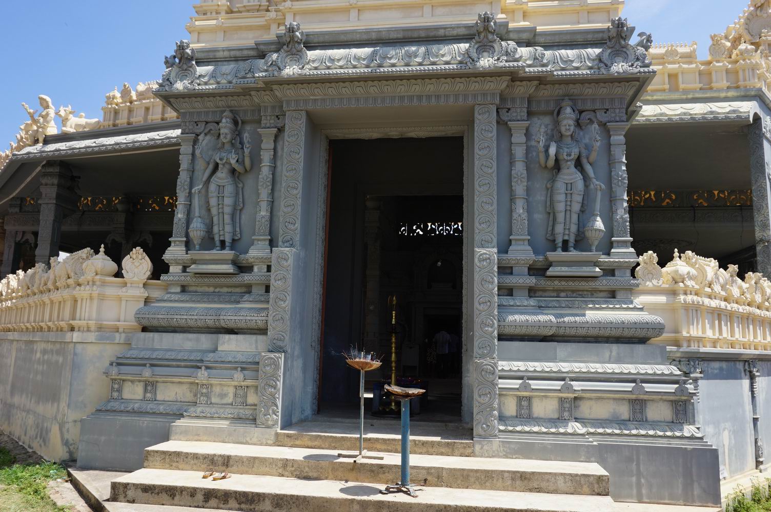 Hindu Temple (kovil) - Галле