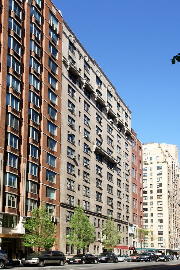 Bedford Apartments - New York City, New York | apartment building
