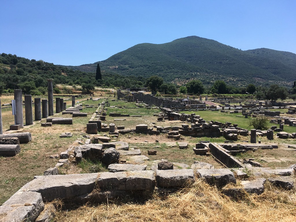 Die Agora - TEMPEL DES ZEUS SOTER und Poseidon | archäologisches ...