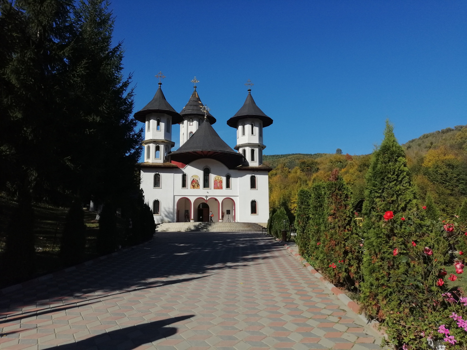 Mănăstirea Codreanu - Ferestrău-Oituz