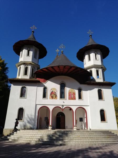 Mănăstirea Codreanu - Ferestrău-Oituz