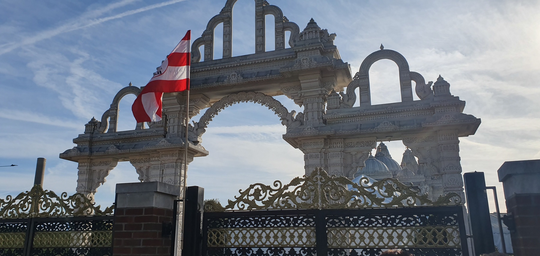 BAPS Shri Swaminarayan Mandir London - London