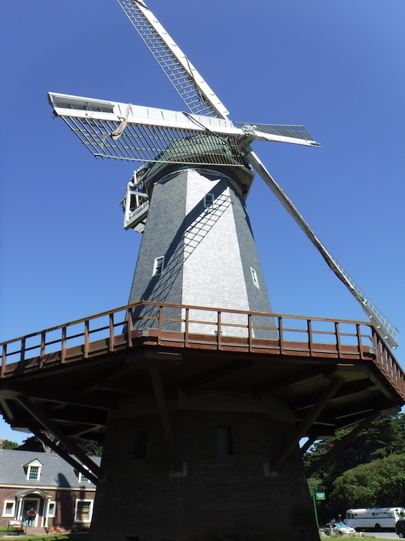 Murphy Windmill - San Francisco, California | place with historical ...