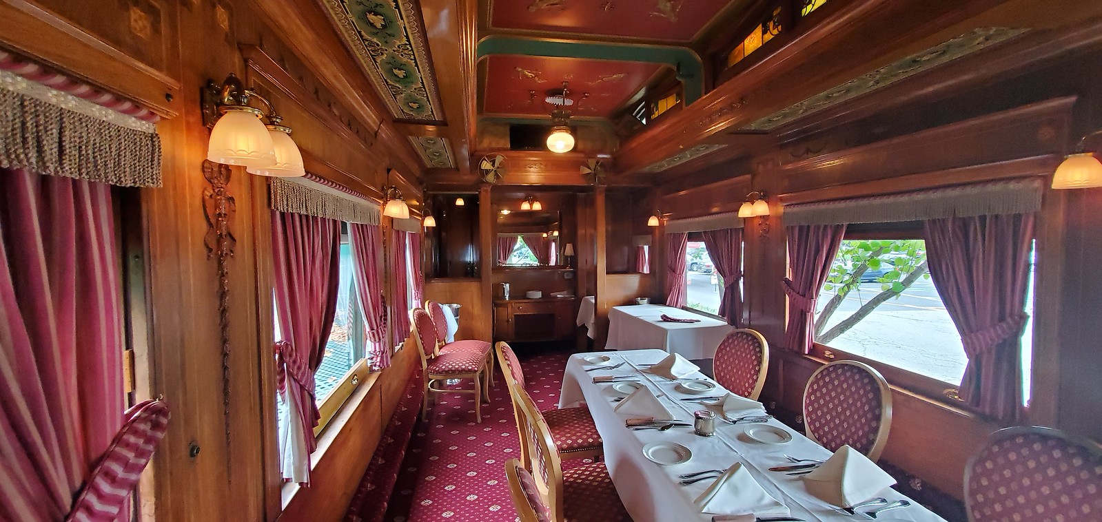 Rod's Steak & Seafood Grille | restaurant, train, interesting place