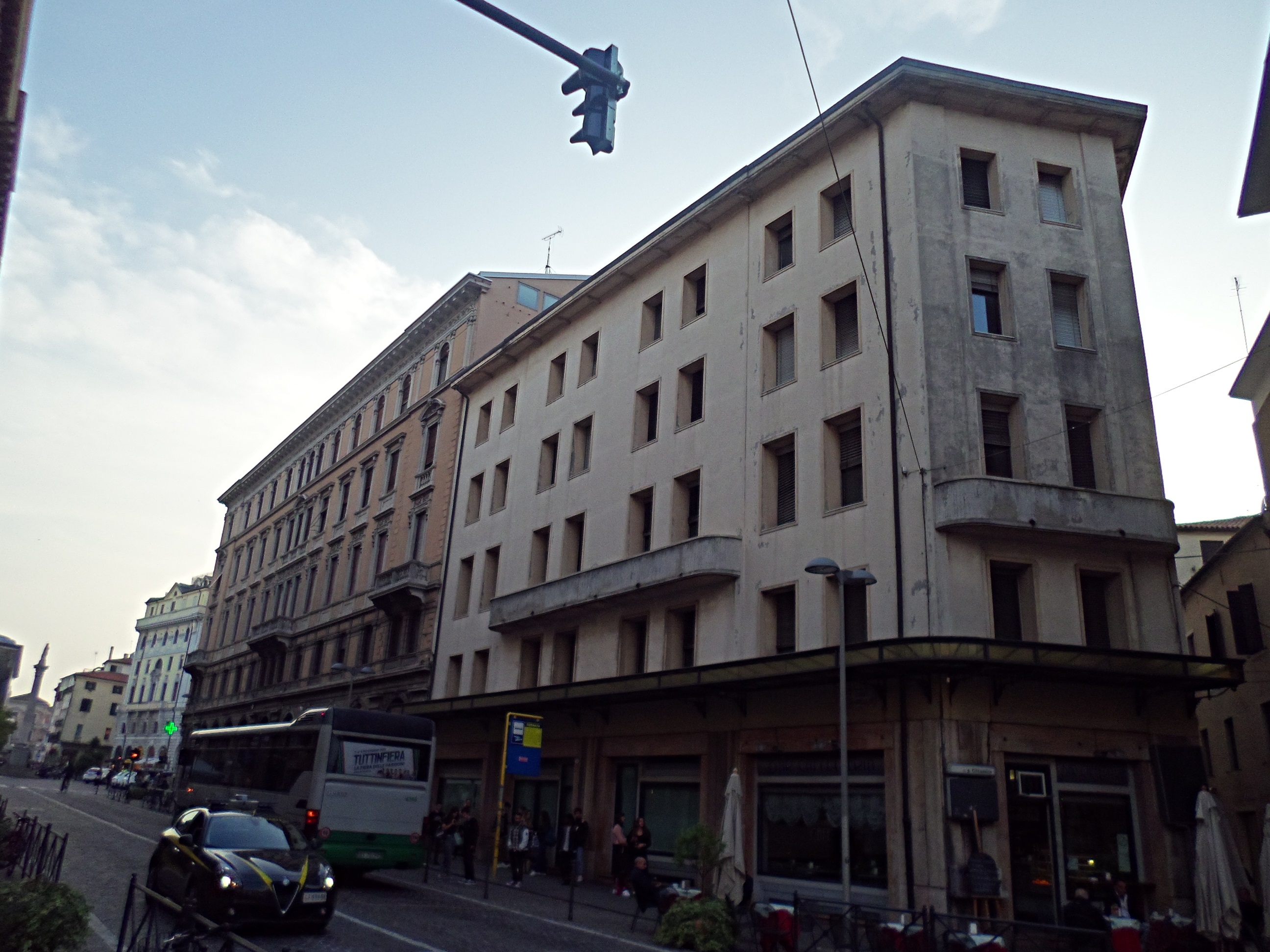 Corso Garibaldi, 1-15 - Padova